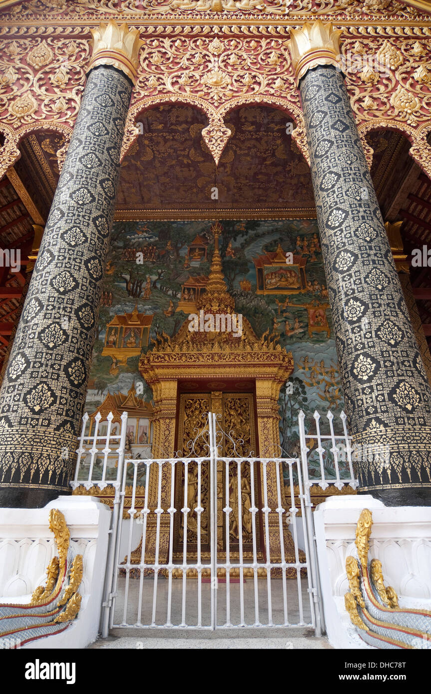 Buddhist monastery living quarters hi-res stock photography and images ...