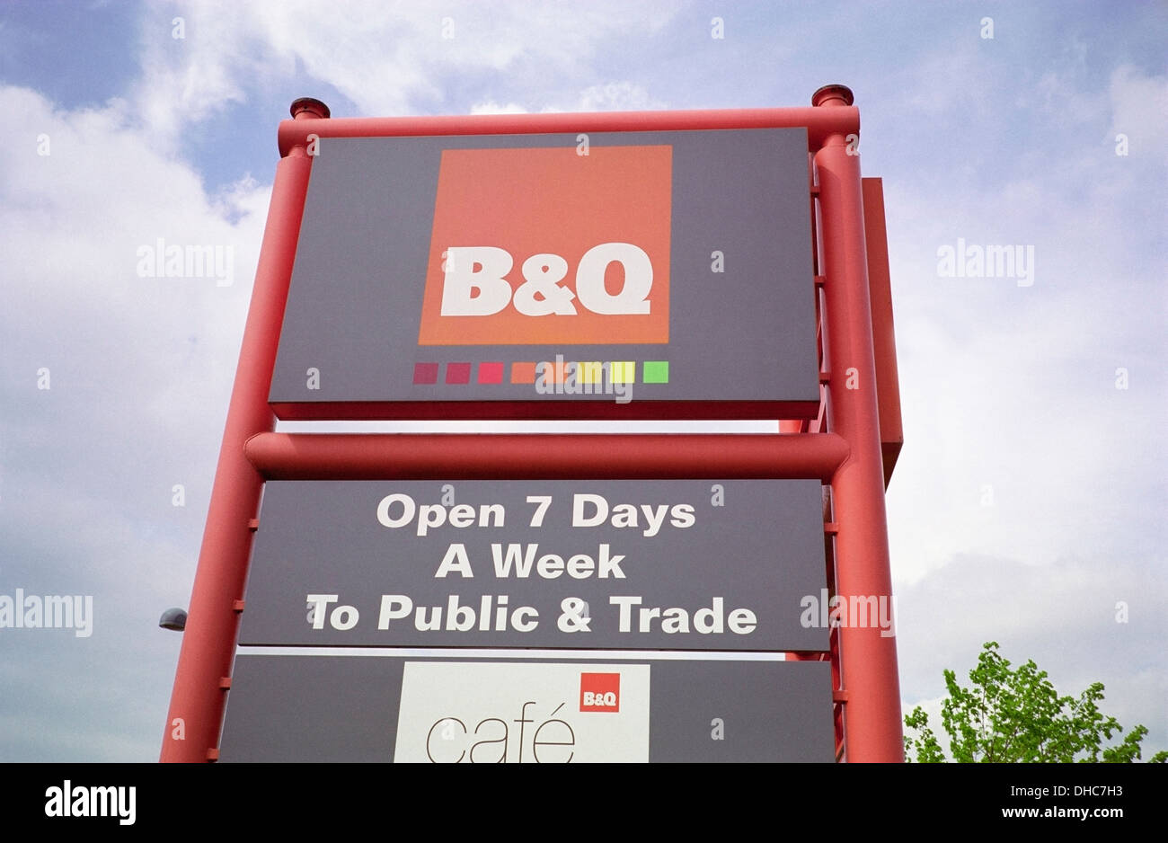 B&q sign signs hi-res stock photography and images - Alamy