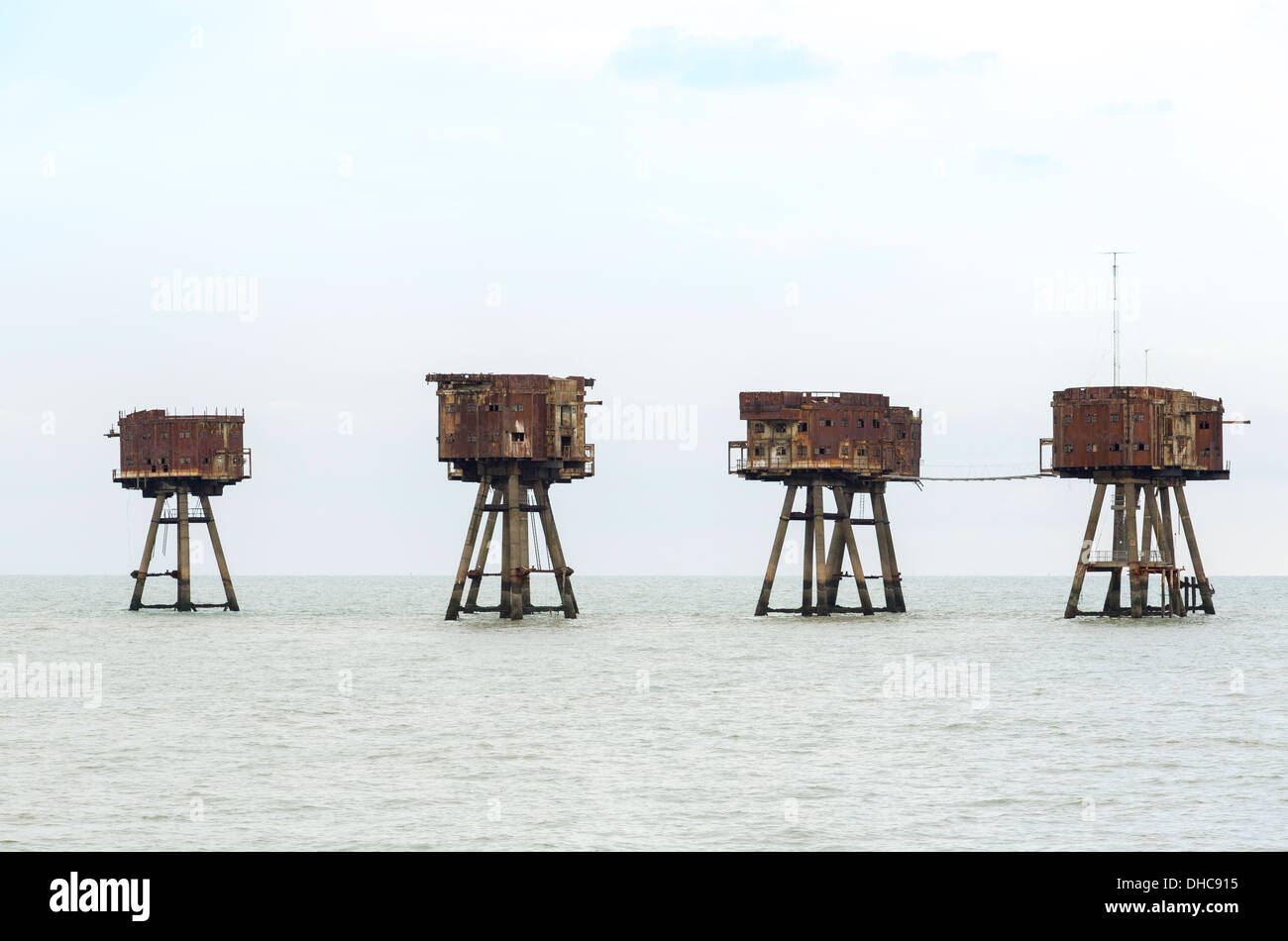 12/10/2013 Sea forts at Red Sands, Thames Estuary Maunsell Forts. River ...