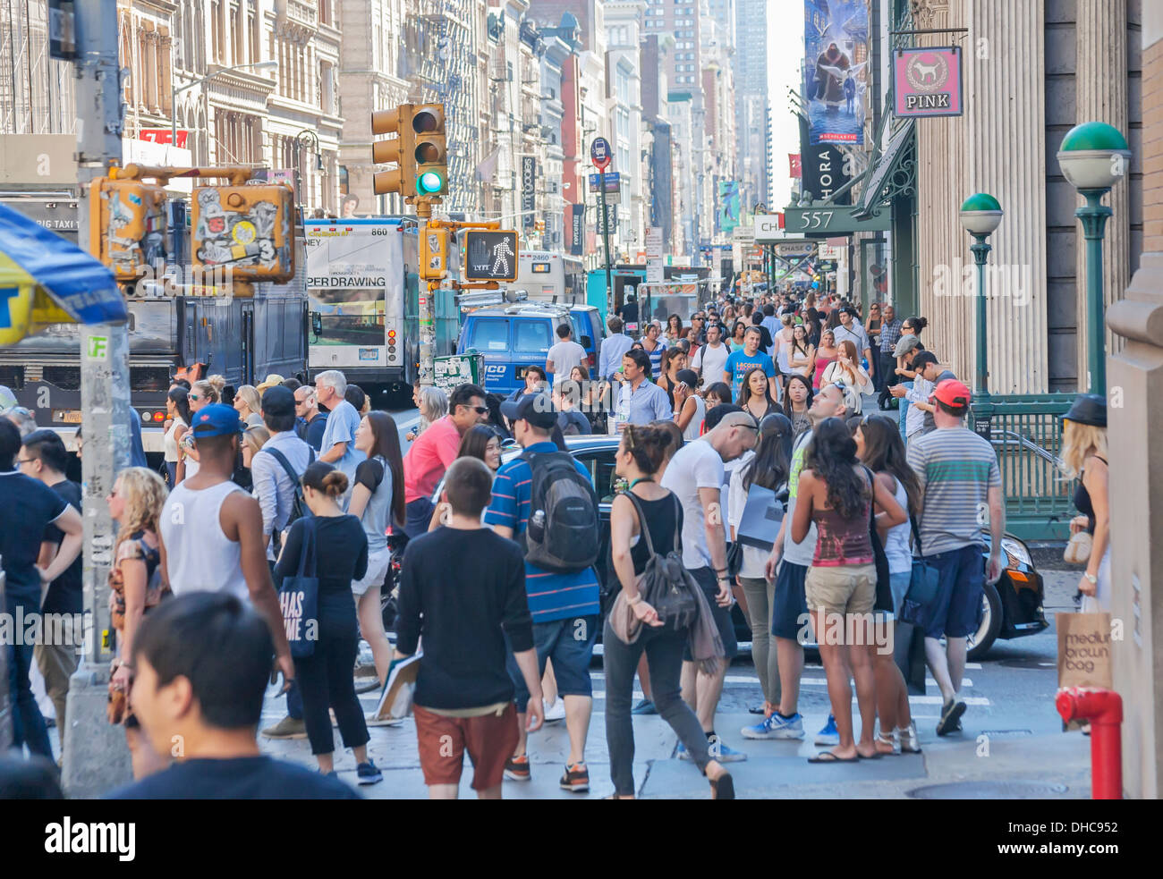Personsmanhattan hi-res stock photography and images - Alamy