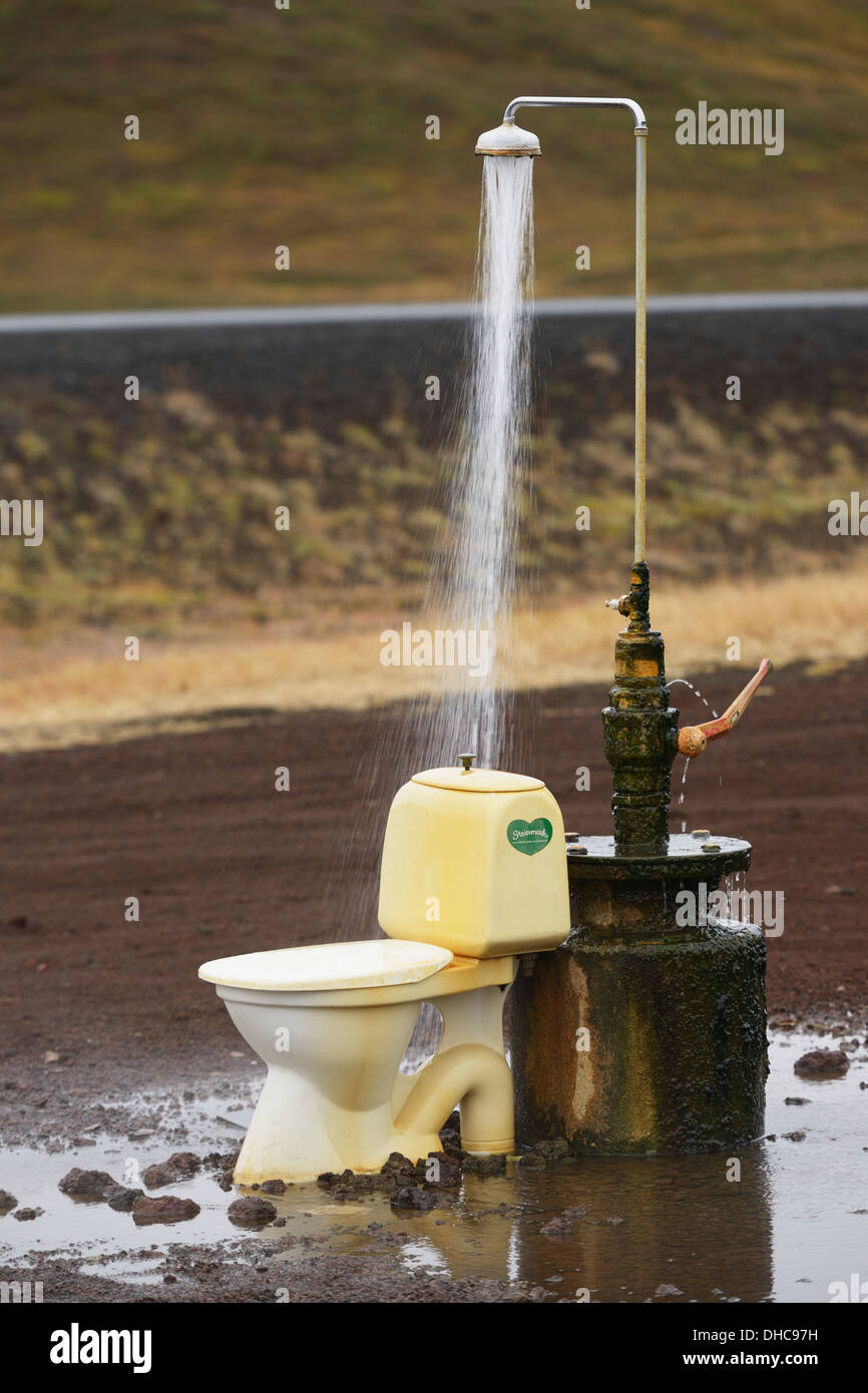 Roadside toilet hi-res stock photography and images - Alamy