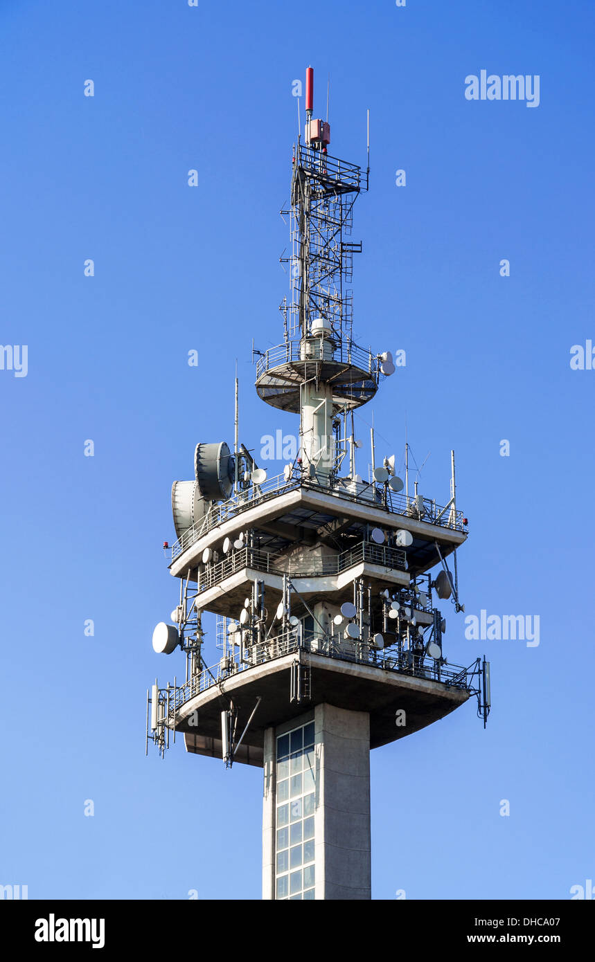 Telecommunication tower antennas hi-res stock photography and images - Alamy