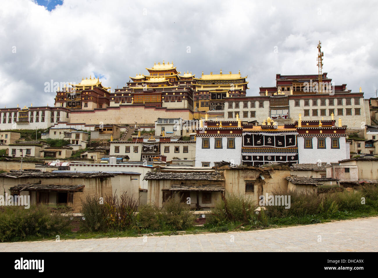 Songzanlin Monastery, Shangri-La, China Stock Photo - Alamy
