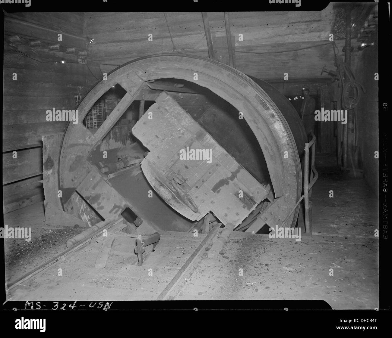 Coal bin hi-res stock photography and images - Alamy