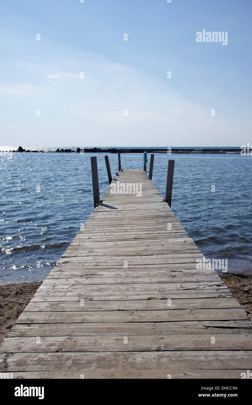 Long wooden pier hi-res stock photography and images - Alamy