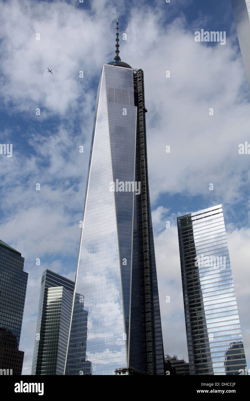 One world trade centre highest building hi-res stock photography and ...