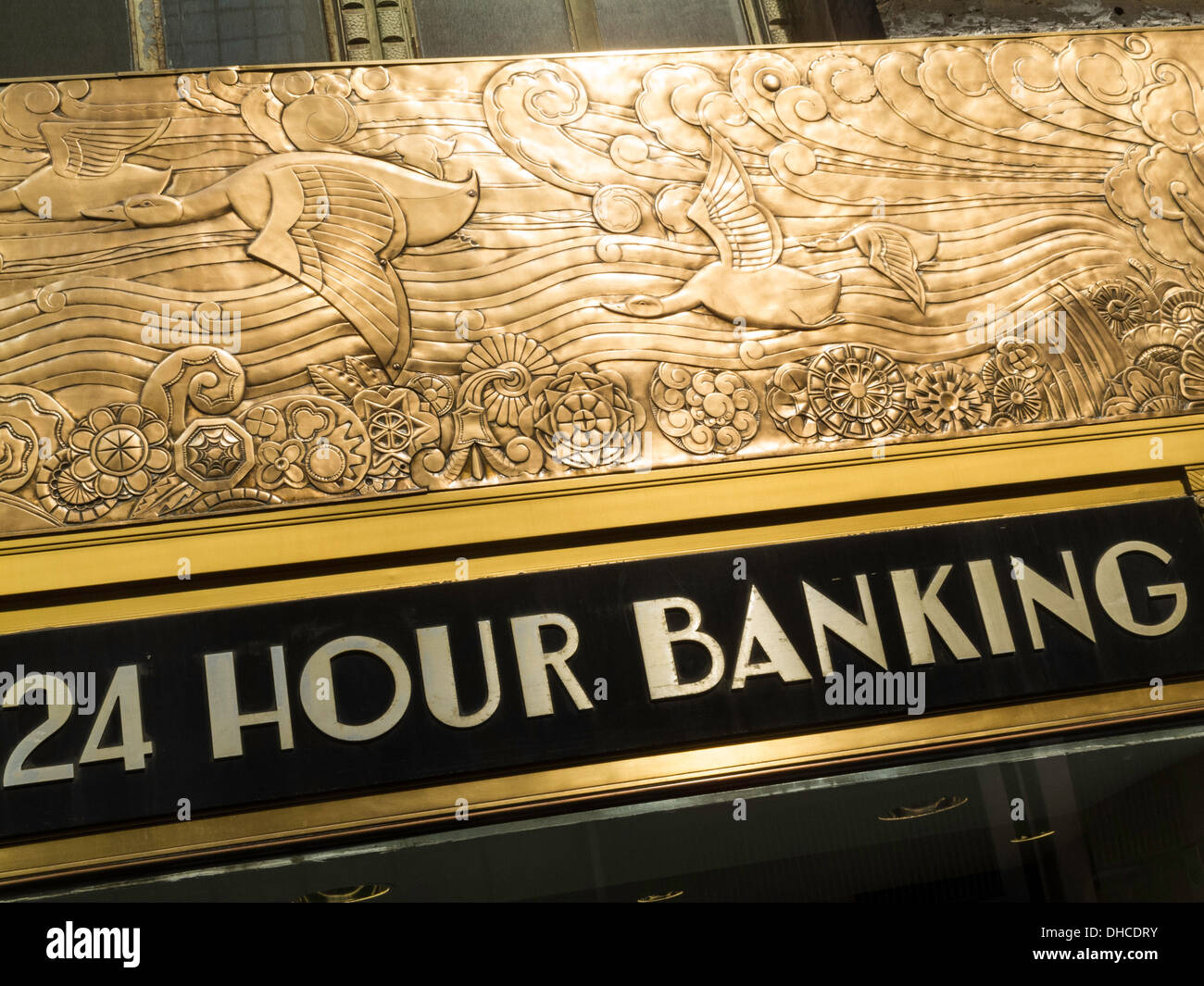 Chanin building art deco hi-res stock photography and images - Alamy
