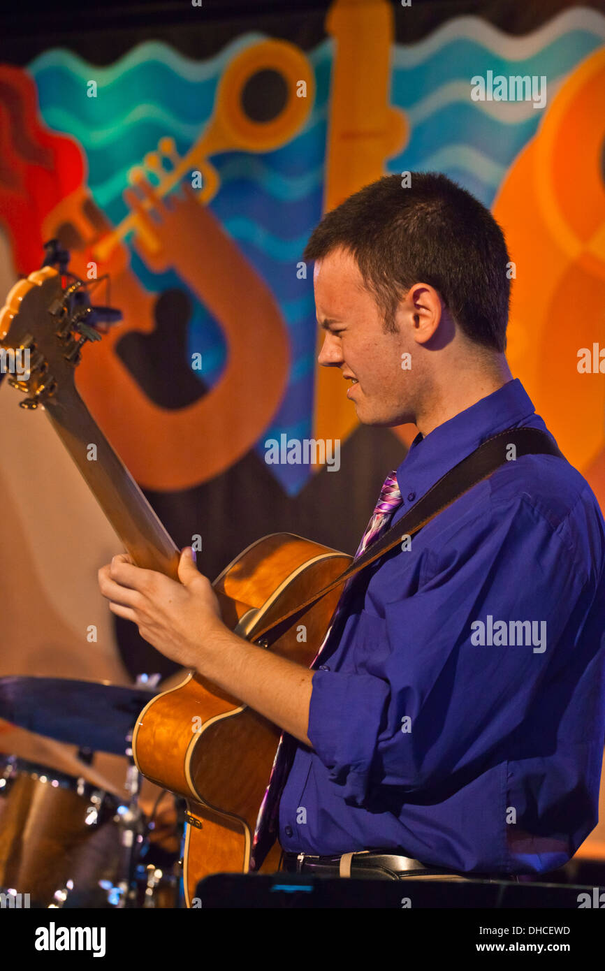 Jazz artists hi-res stock photography and images - Alamy