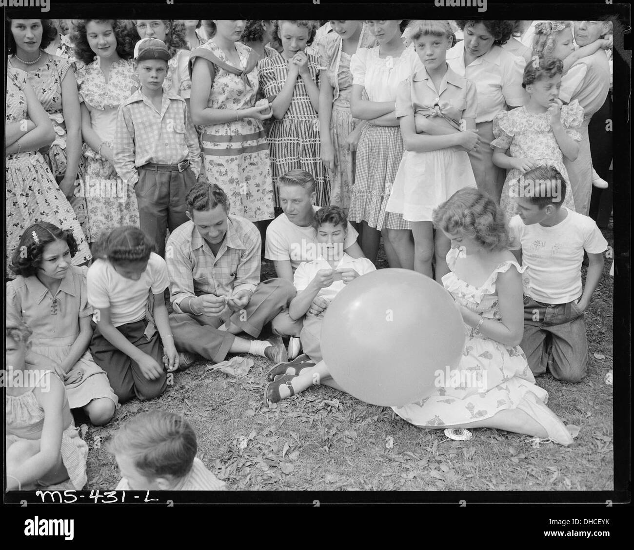 People in local park Black and White Stock Photos & Images - Alamy