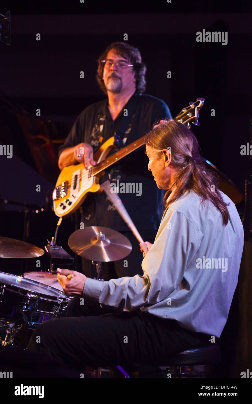 CHRIS and DAN BRUBECK of the BRUBRECK BROTHERS preform in the Nightclub ...