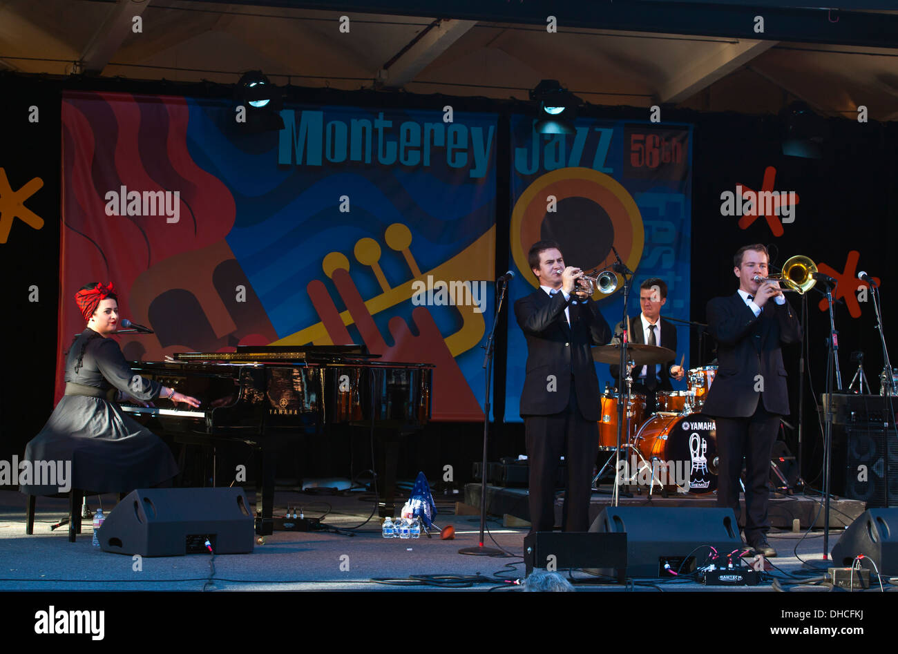 DAVINA and the VAGABONDS perform on the Garden Stage at the Monterey ...