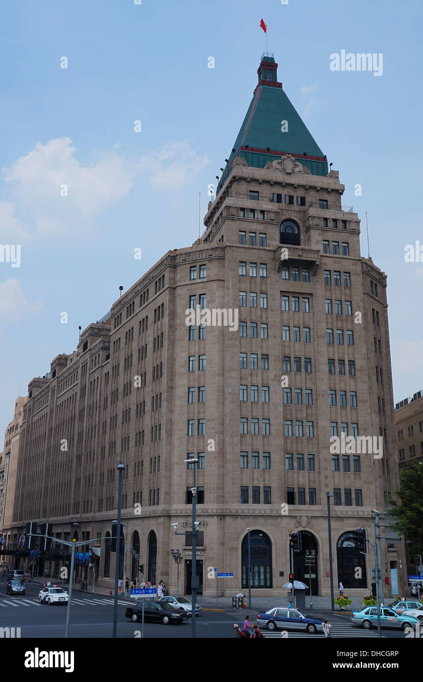 Peace Hotel, The Bund, Shanghai Stock Photo - Alamy