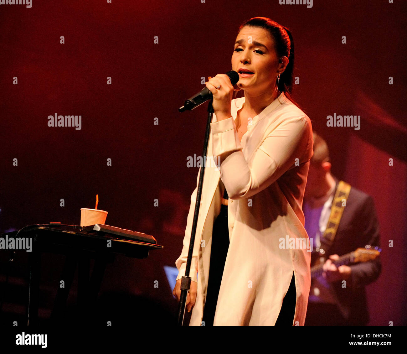 Toronto, Canada. 6th Nov 2013. UK singer Jessie Ware performs at ...