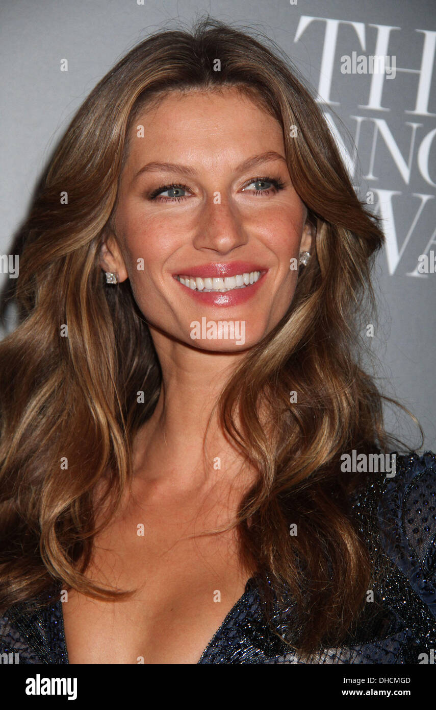 New York, USA. 6th Nov, 2013. Model GISELE BUNDCHEN attends the WSJ ...