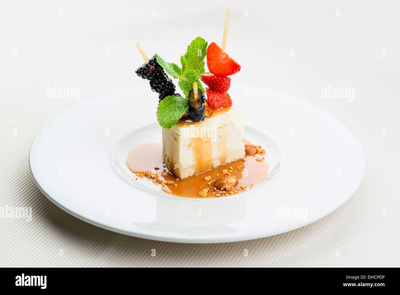 Luxury cheesecake hi-res stock photography and images - Alamy