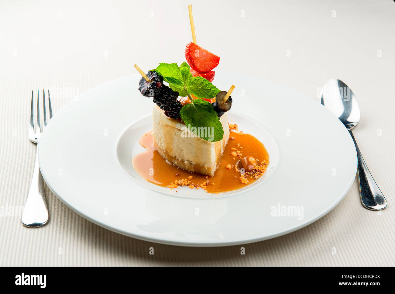 Luxury cheesecake hi-res stock photography and images - Alamy