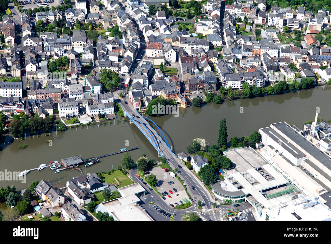 Germany, Rhineland-Palatinate, Lahnstein, Bridge above River Lahn ...