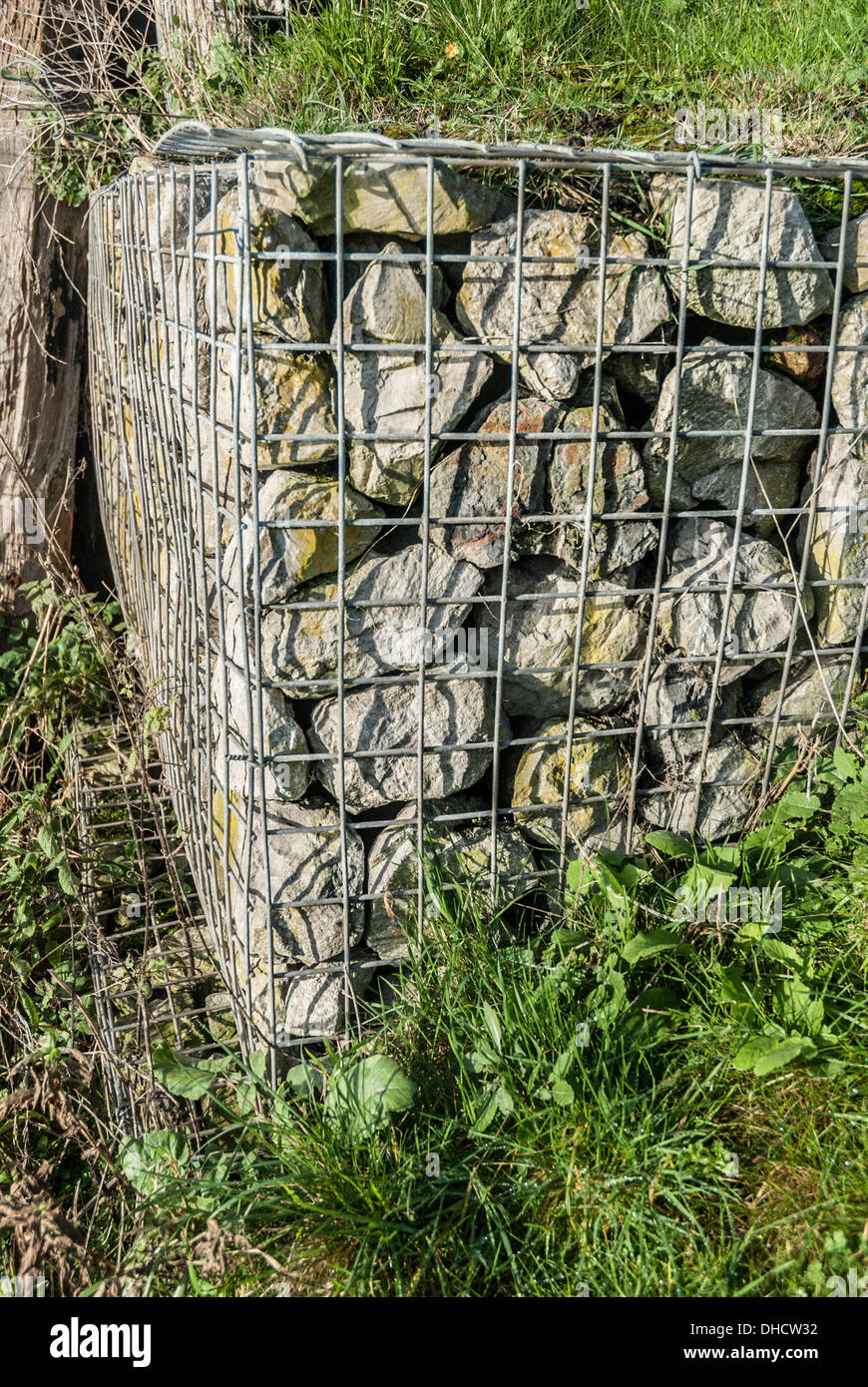 Stone gabion hi-res stock photography and images - Alamy