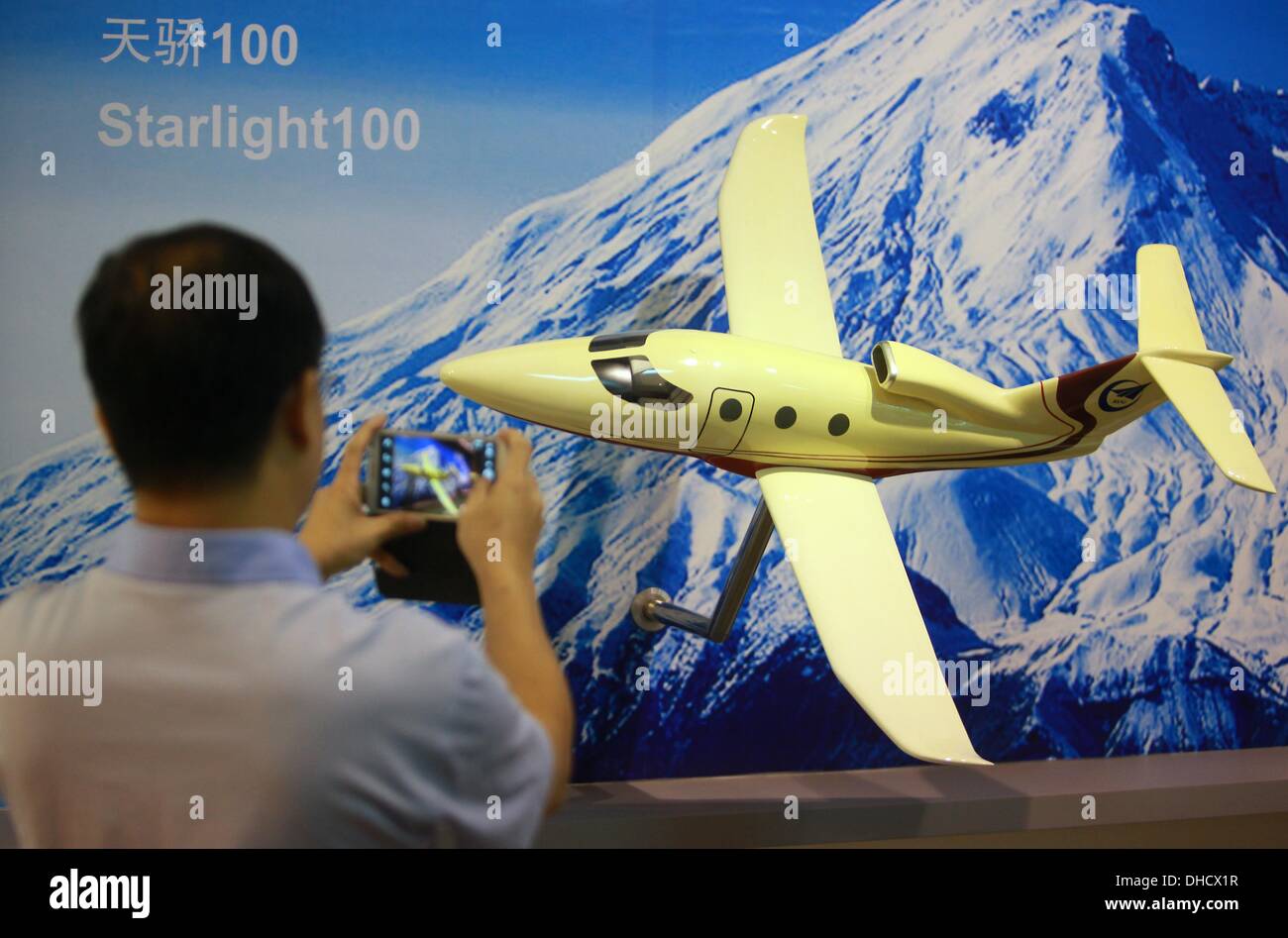 Zhuhai, GUANGDONG PROVINCE, CHINA, . 7th Nov, 2013. Chinese engineered ...