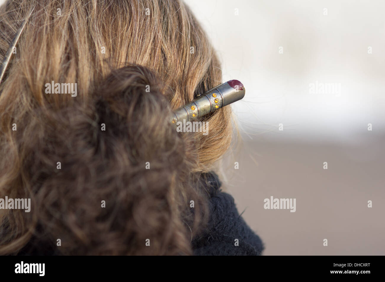 Hair grip hi-res stock photography and images - Alamy
