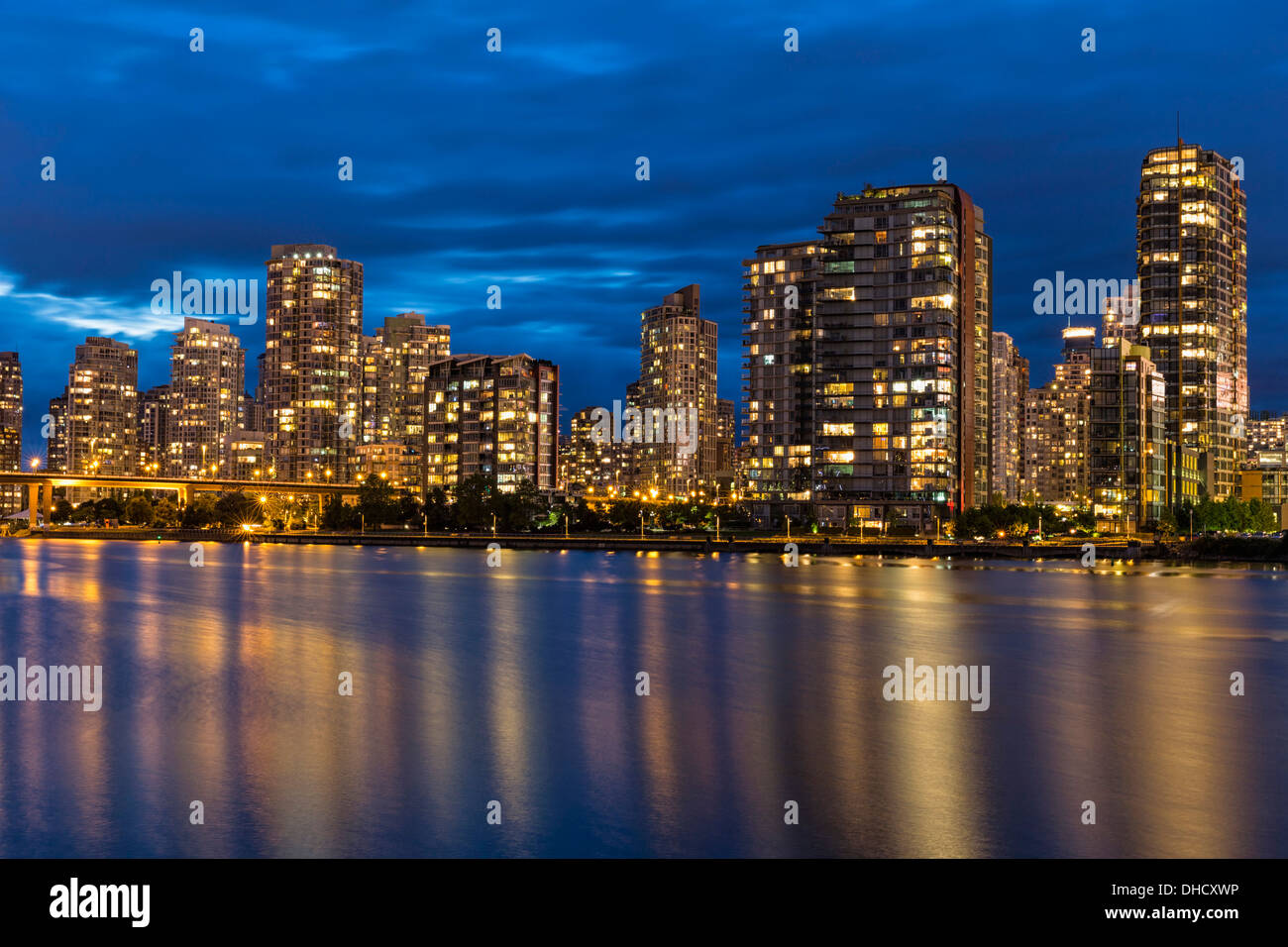 Canada, Skyline of downtown Vancouver at night Stock Photo - Alamy