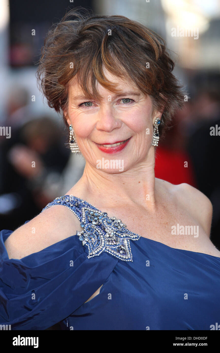 Celia imrie hi-res stock photography and images - Alamy