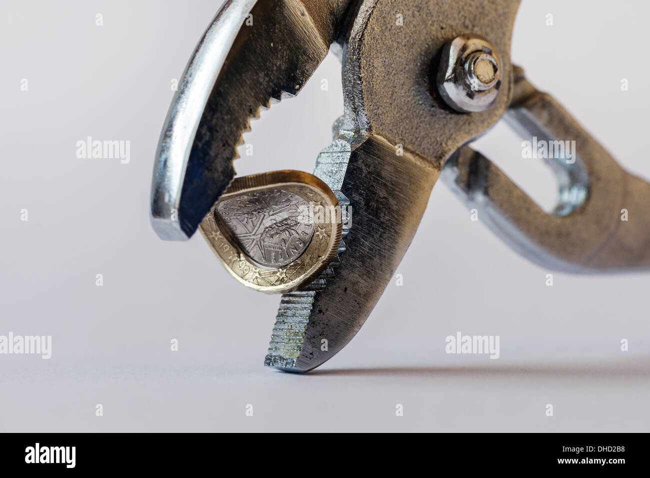 Pincer grip hi-res stock photography and images - Alamy