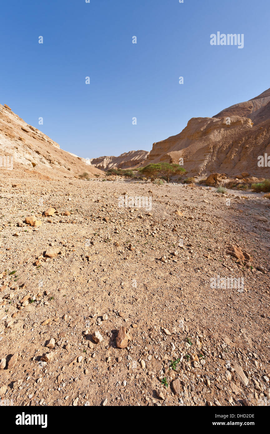 Dangerous terrain hi-res stock photography and images - Alamy