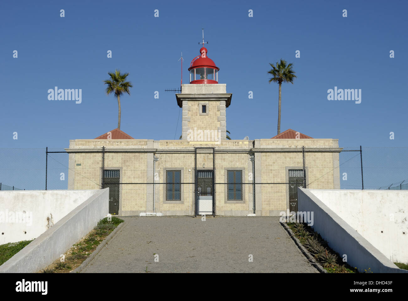 Lighthouse in lagos portugal hi-res stock photography and images - Alamy