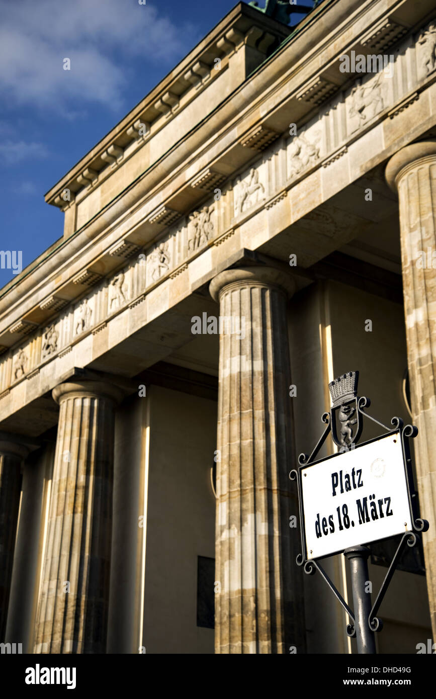 18 march icon hi-res stock photography and images - Alamy