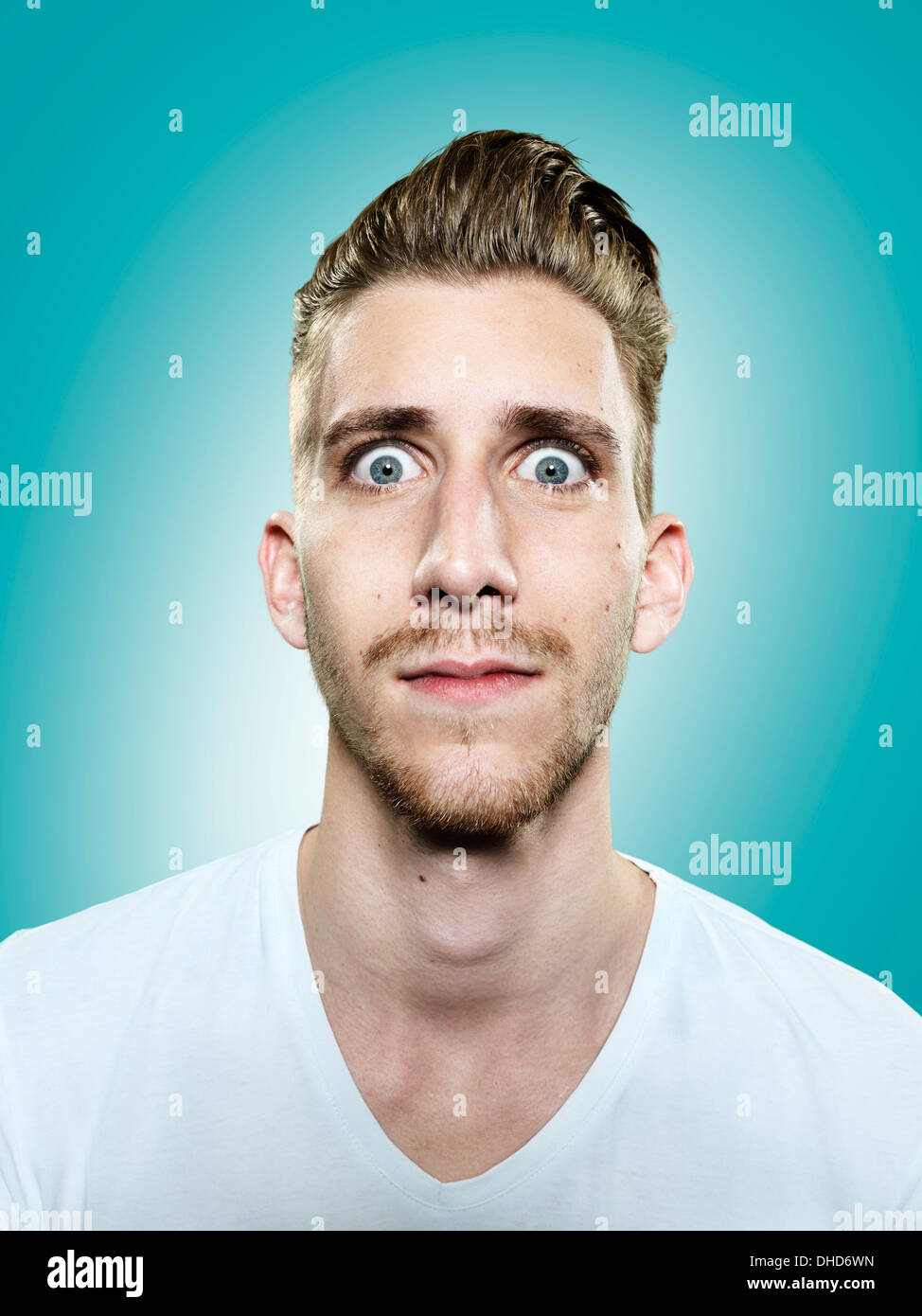 Eye open wide hi-res stock photography and images - Alamy