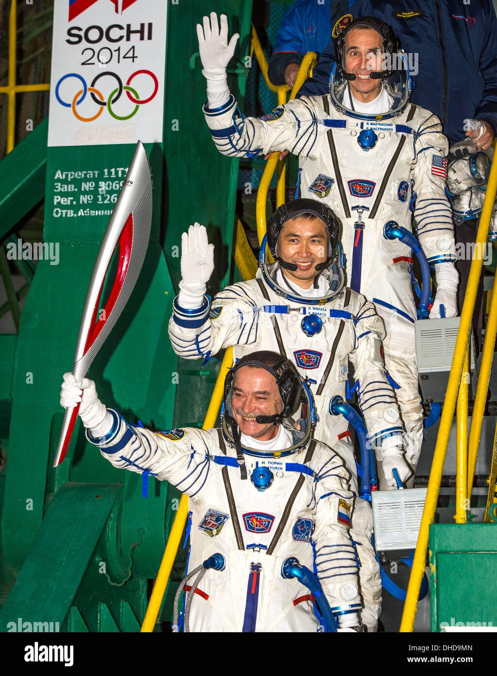 Expedition 38 preflight hi-res stock photography and images - Alamy