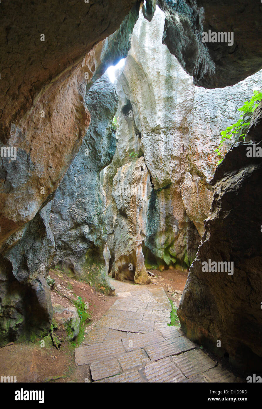 Corridor inside the beautiful limestone formation at Kunming Stone ...