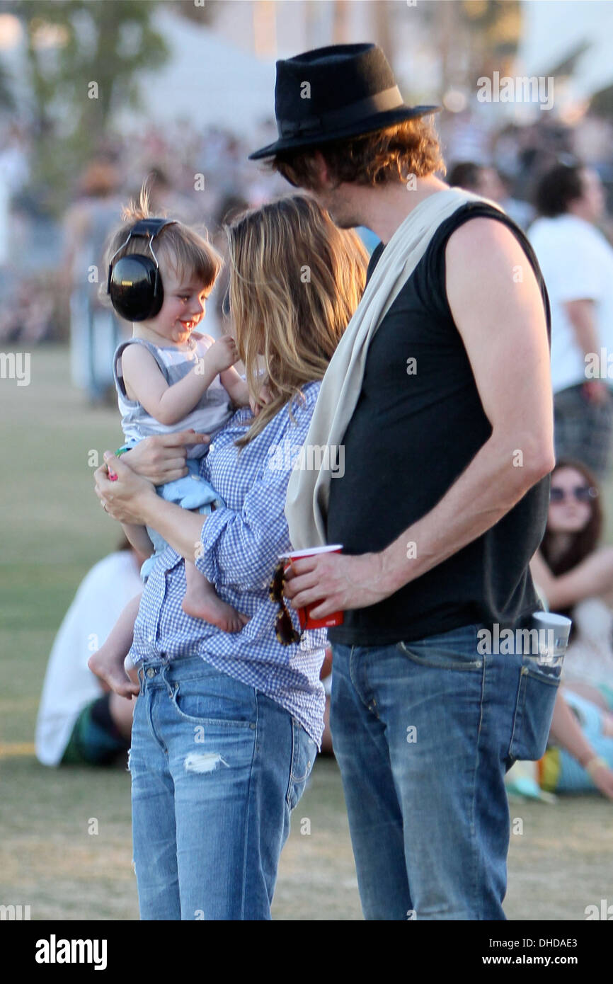 Alicia Silverstone husband Christopher Jarecki and son Bear Blu Jarecki ...