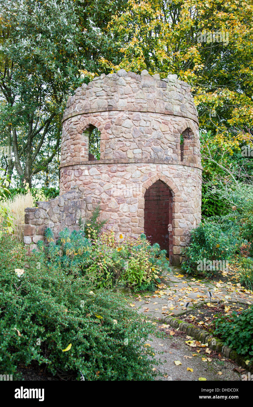 Garden folly hi-res stock photography and images - Alamy