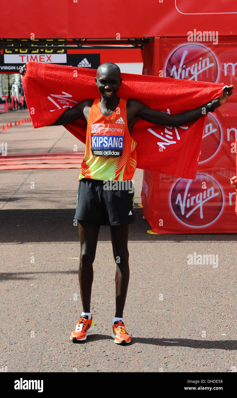 Wilson Kipsang of Kenya celebrates winning Mens Elite race 2012 Virgin ...