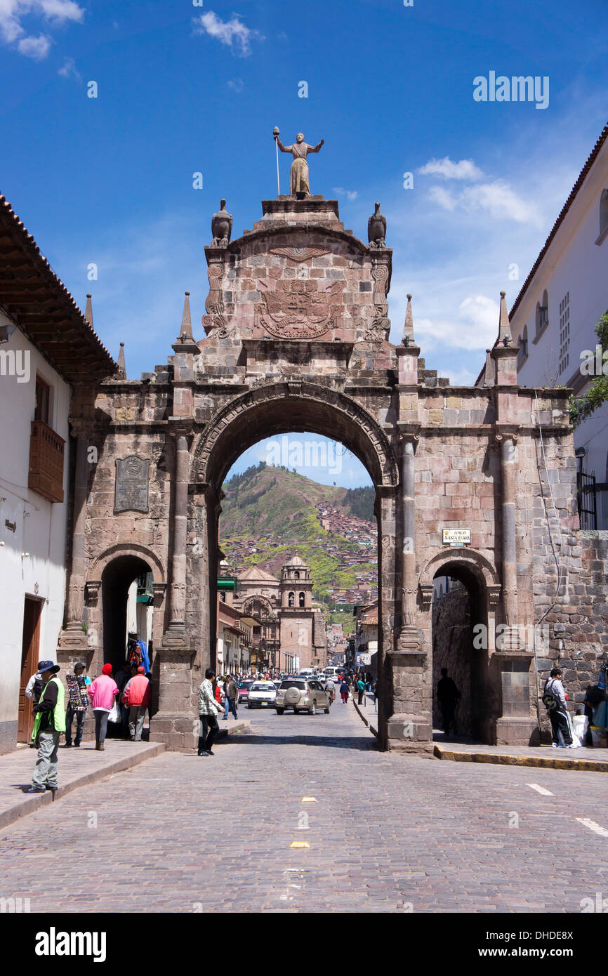 Santa Clara Arch, Cuzco. Peru Stock Photo - Alamy
