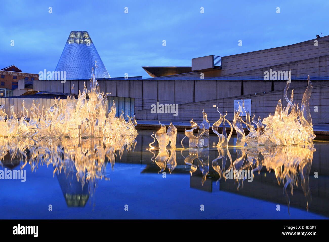 Museum of glass hi-res stock photography and images - Alamy
