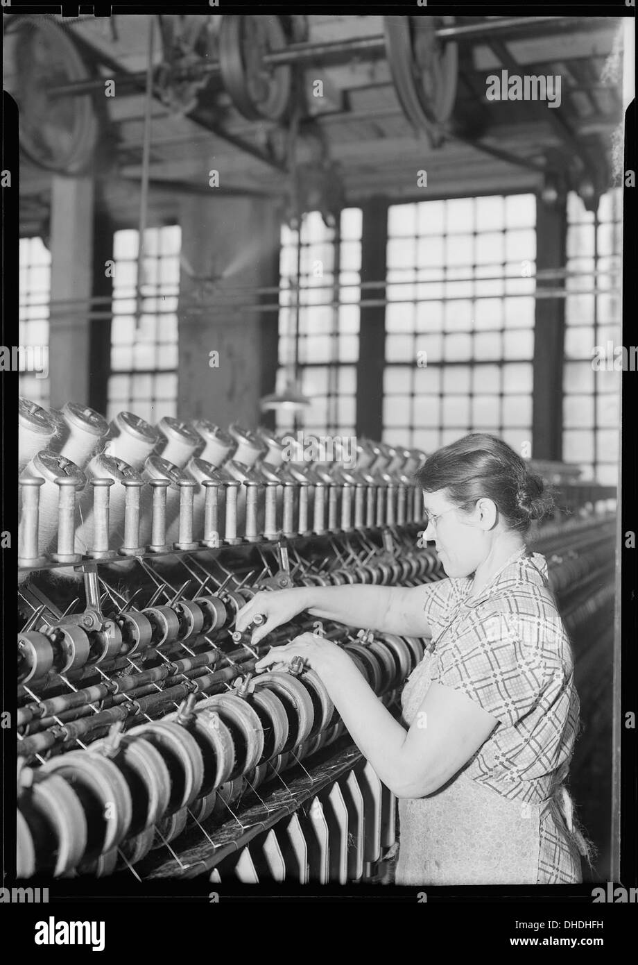 Historic philadelphia woman hi-res stock photography and images - Alamy