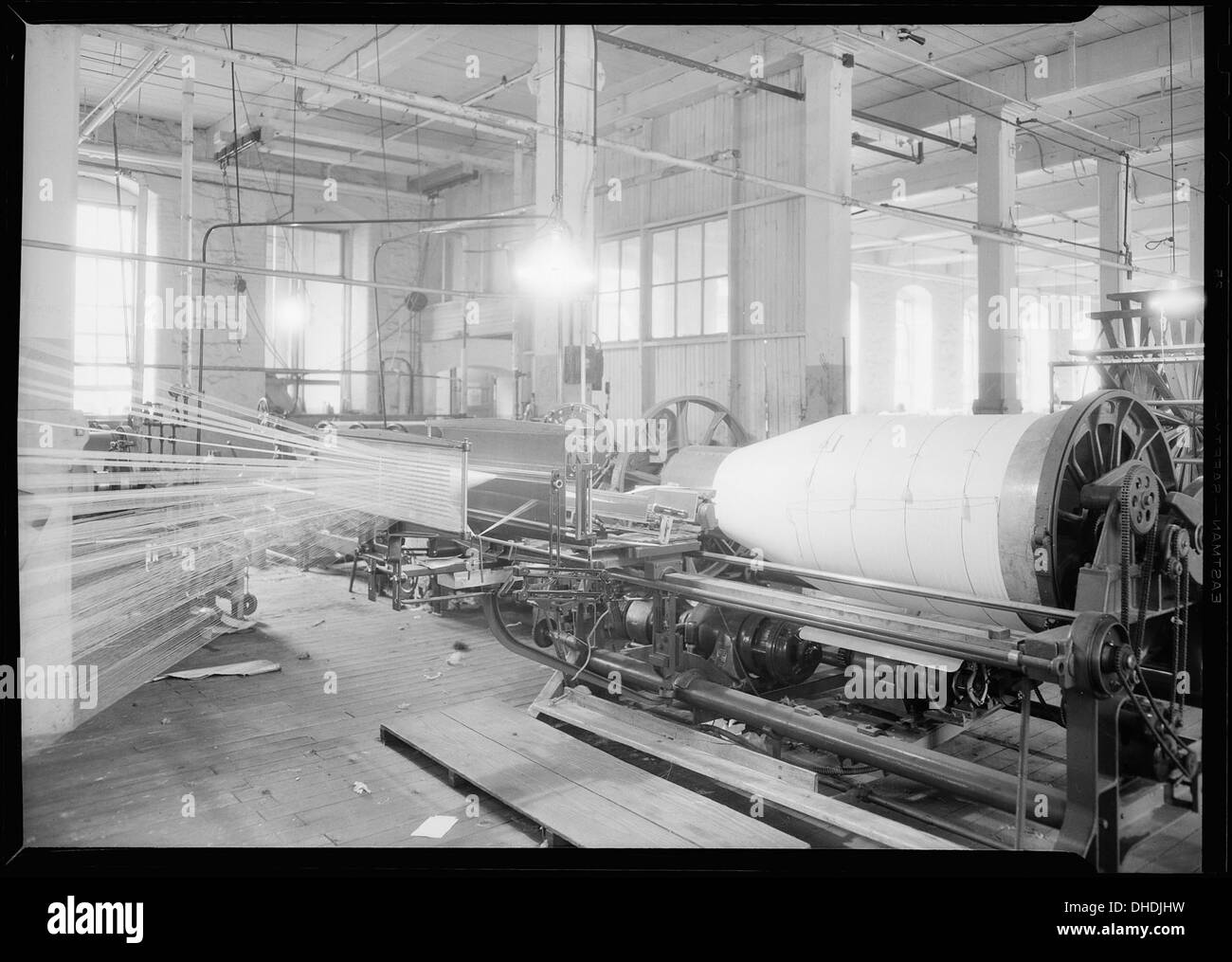 Textile mills 19th century Black and White Stock Photos & Images - Alamy