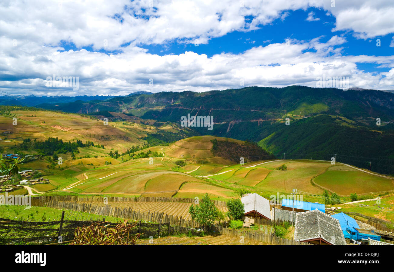 Farming on the slope at Yunnan China country side Stock Photo - Alamy