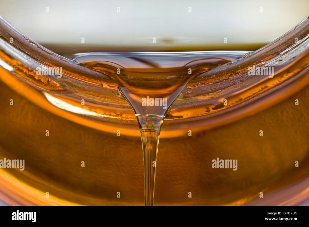 Golden syrup jar hi-res stock photography and images - Alamy