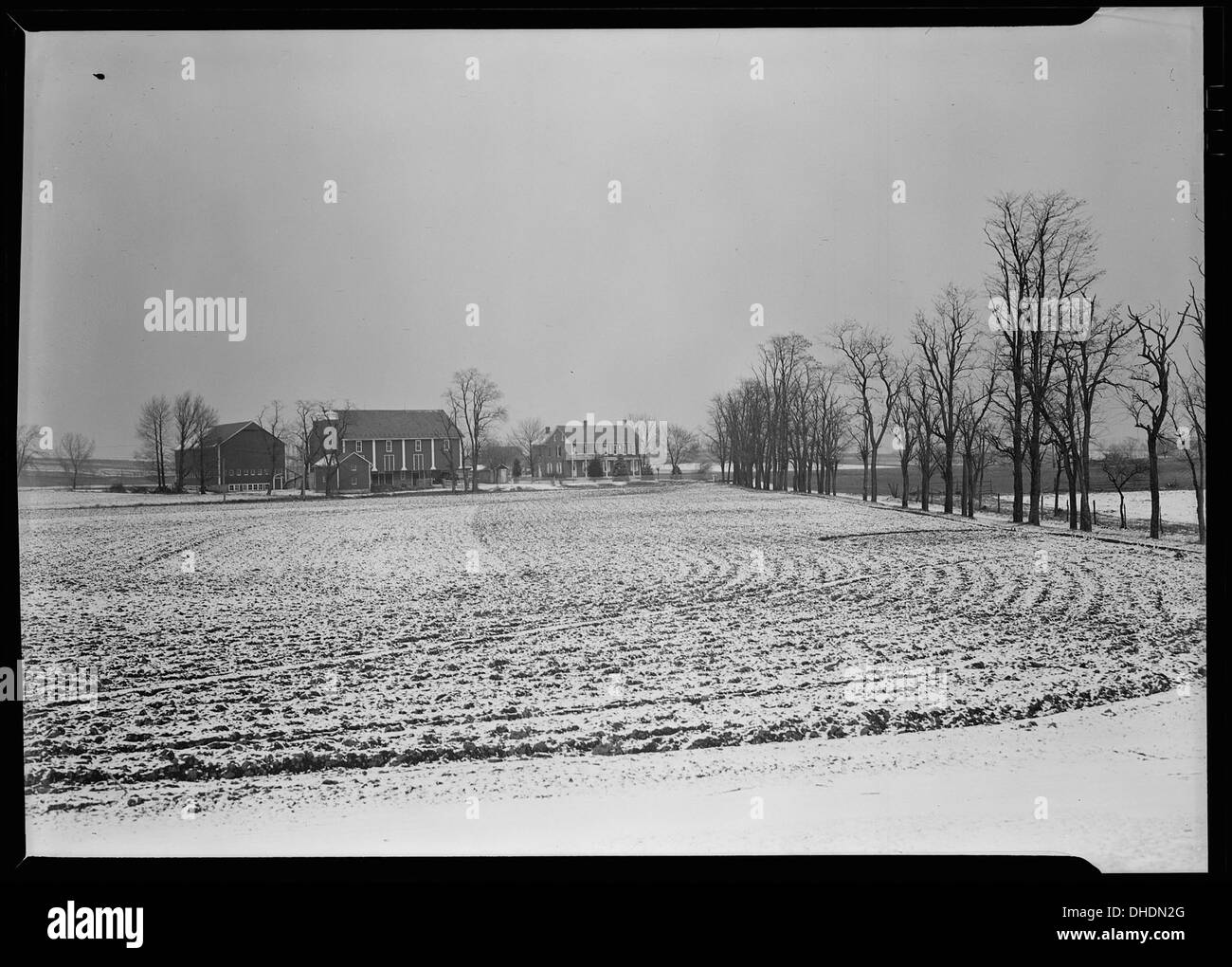 A typical farm and building near East Petersburg, Lancaster ...