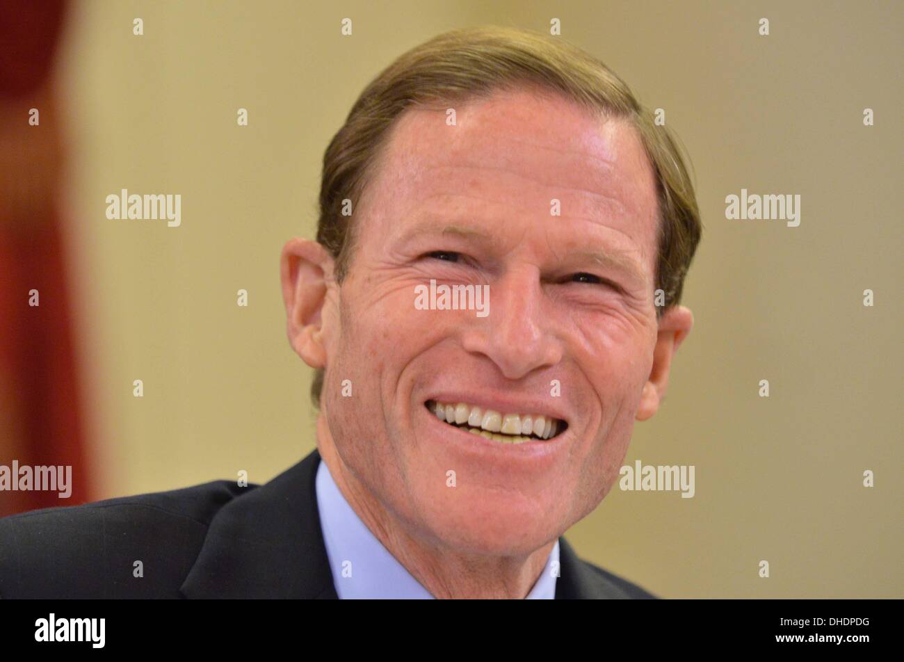 Sen richard blumenthal hi-res stock photography and images - Alamy