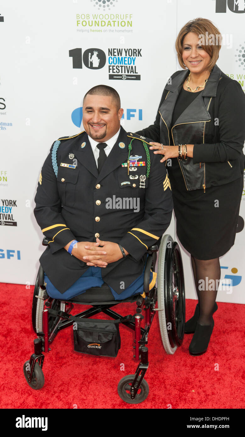 NEW YORK, NY - NOVEMBER 06: Sergeant Shane Parsons and Cindy Parsons (L-R) attend the 7th annual ...