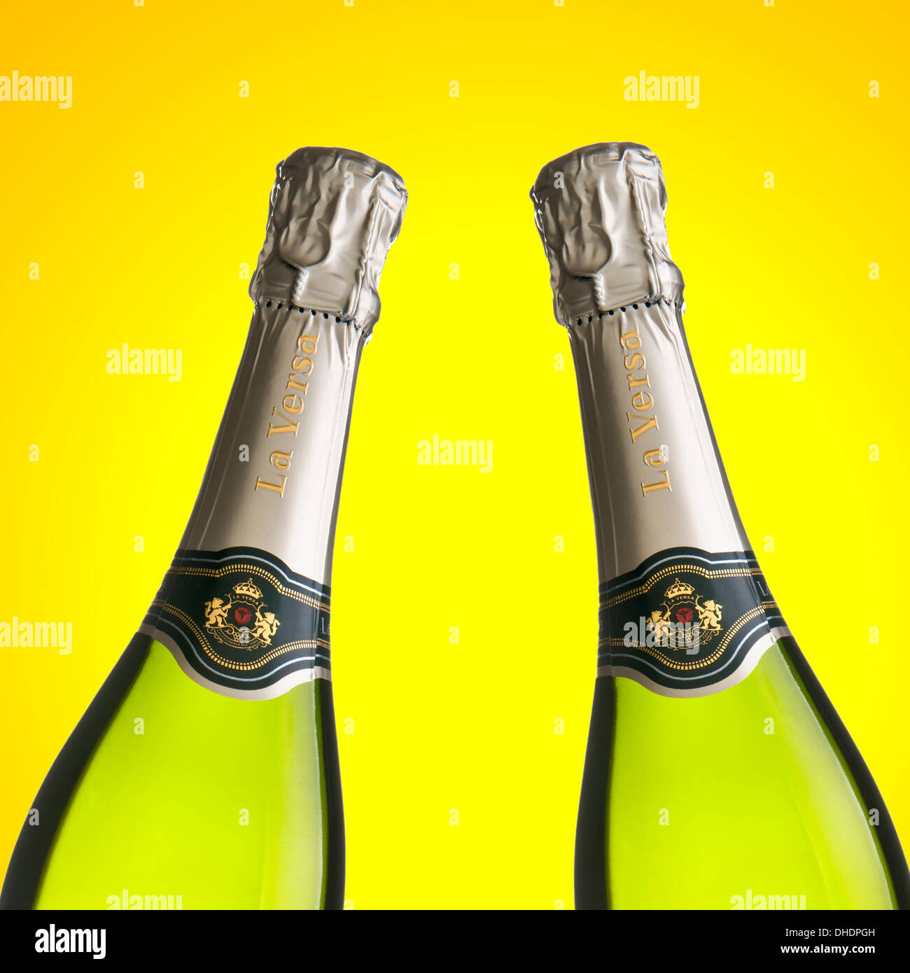 Riesling sparkling wine Stock Photo - Alamy