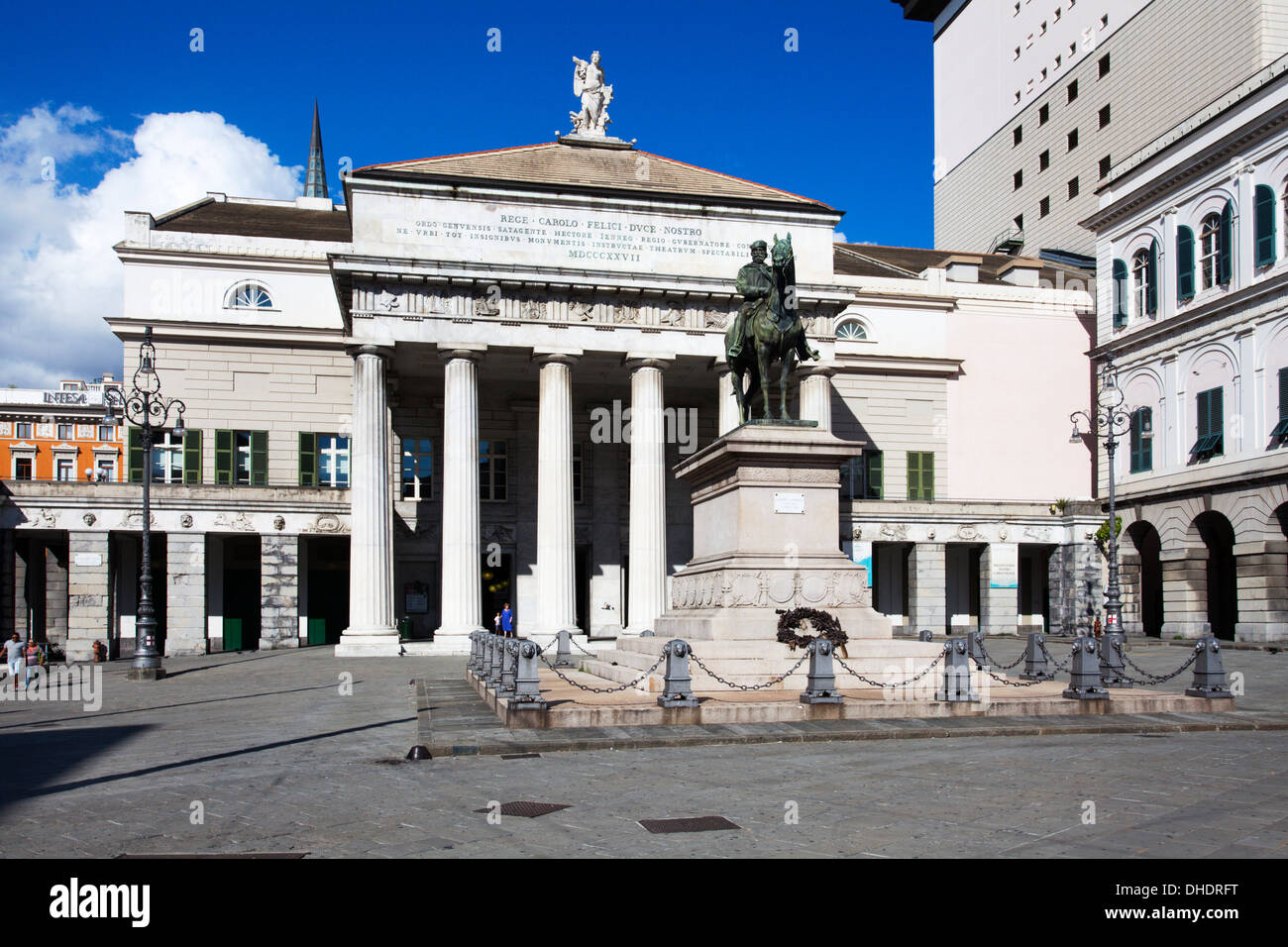 Teatro Carlo Felice and Garibaldi statue in Piazza Ferrari, Genoa ...