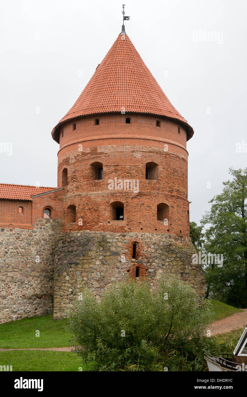 Rainy castle hi-res stock photography and images - Alamy