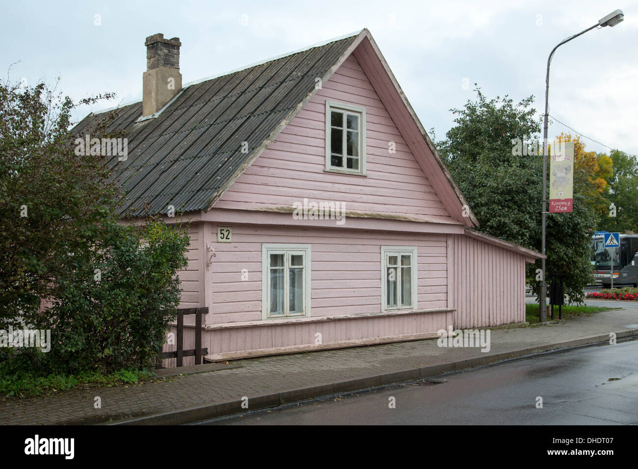 Traditional lithuanian house hi-res stock photography and images - Alamy