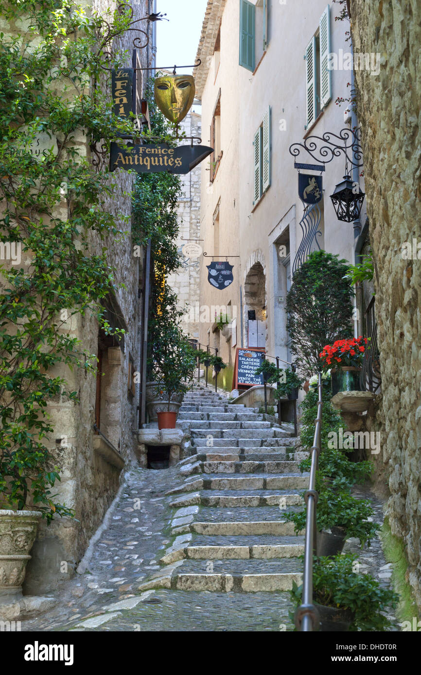 Street scene, Saint-Paul-de-Vence, Provence-Alpes-Cote d'Azur, Provence ...